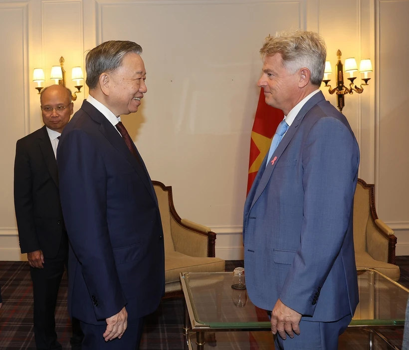 Top leader of Vietnam receives National Secretary of French Communist ...