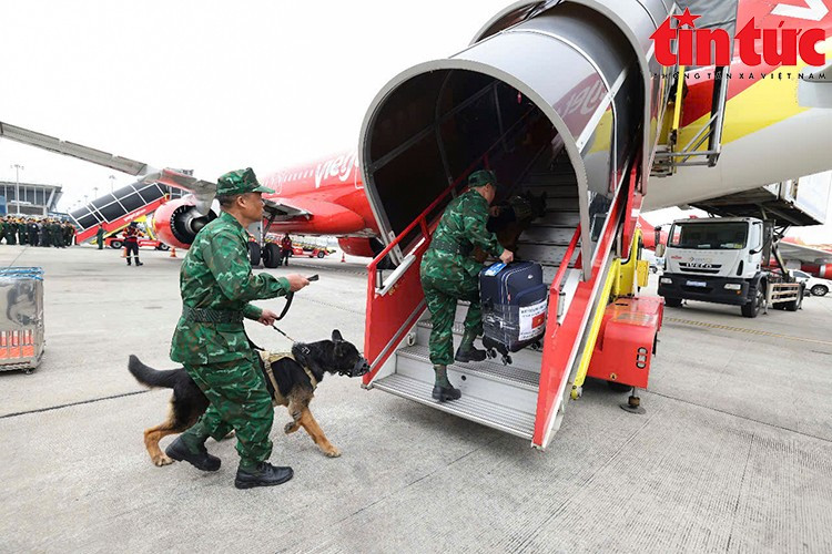 Vietnam’s rescue forces arrive in Myanmar for earthquake relief mission