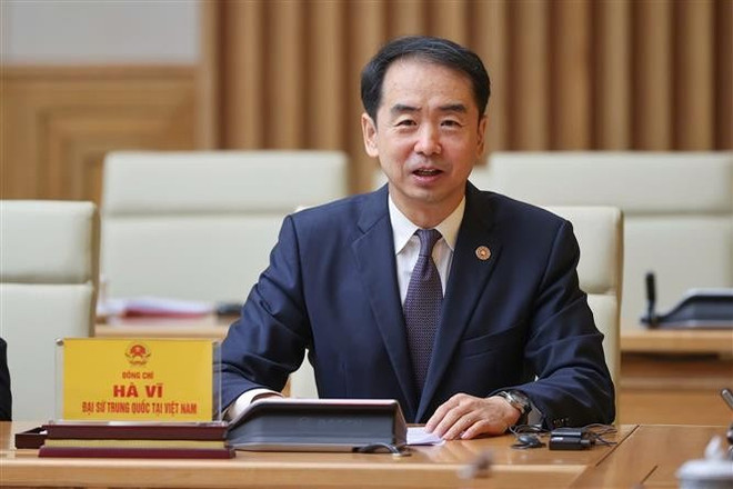 PM Pham Minh Chinh receives Chinese Ambassador He Wei | Vietnam+ (VietnamPlus)