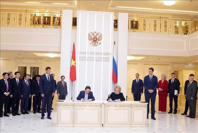 NA Chairman holds talks with Speaker of Russian Federation Council ...
