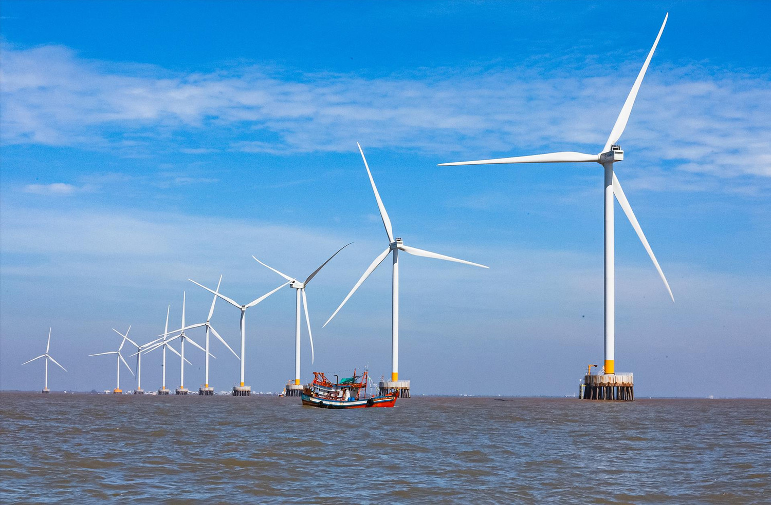 PTSC shows strong engagement in offshore wind power projects | Vietnam+ ...