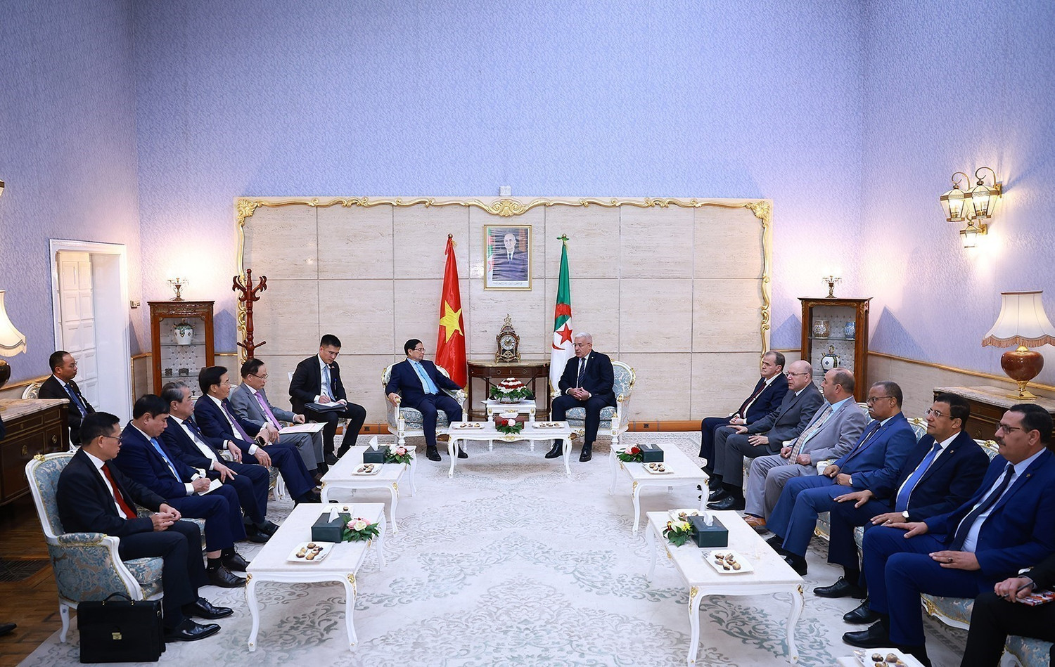 PM meets with Speaker of National People's Assembly of Algeria ...