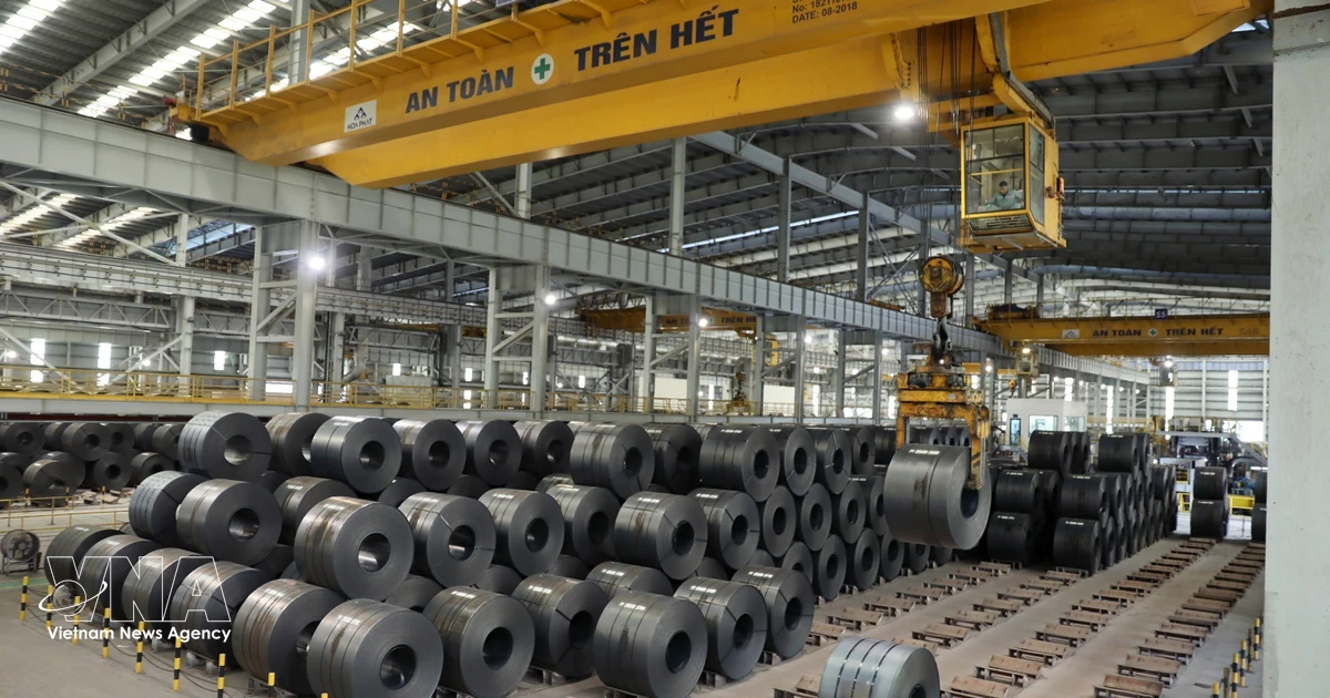 Vietnam Report names top construction material firms for 2026