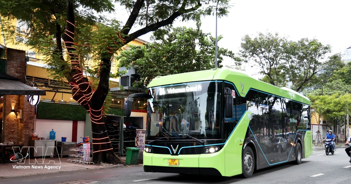 Hanoi drives green transition through integrated transport solutions
