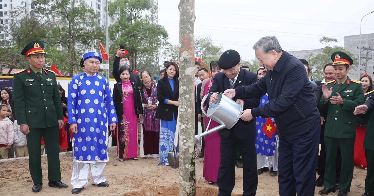 Party chief attends tree planting festival in Hung Yen province ...