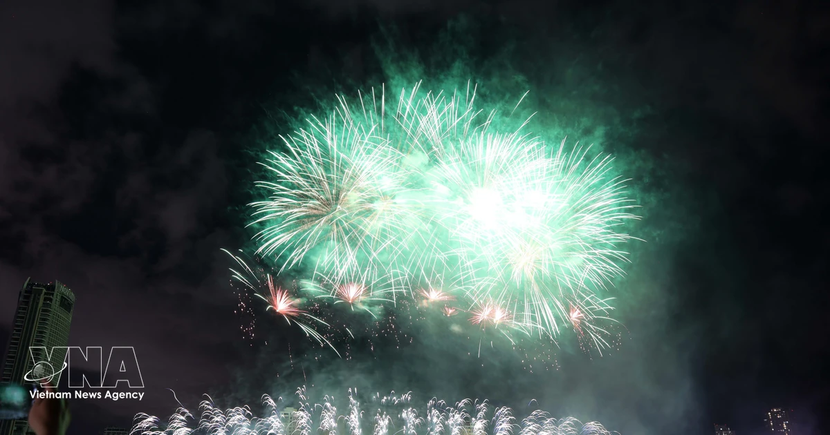 Da Nang International Fireworks Festival 2026 opens