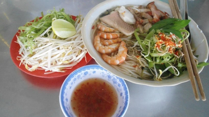 Mekong Delta cuisine draws tourists | Vietnam+ (VietnamPlus)