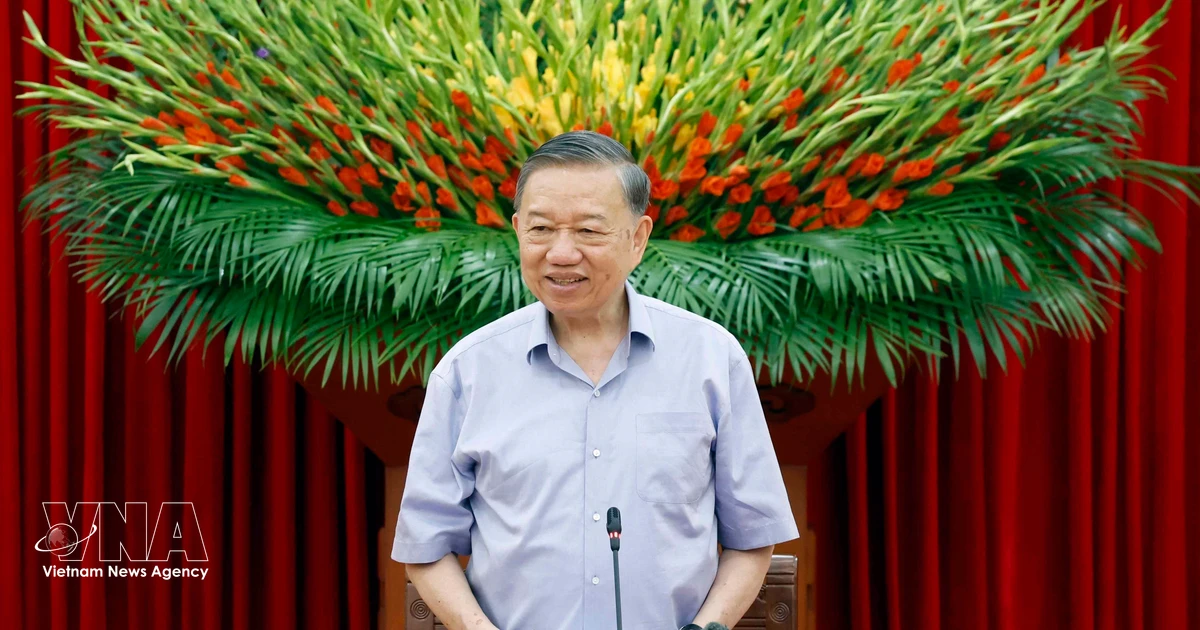 Top leader urges education sector to make fundamental shift in mindset