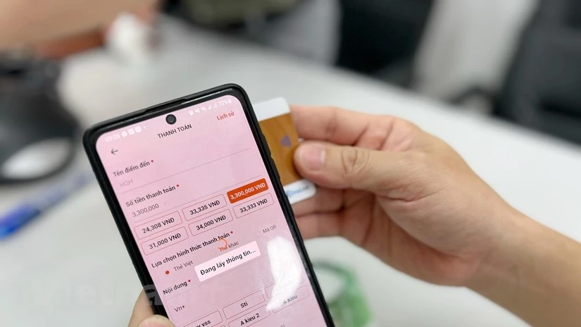 Smart travel in digital age: What benefits for customers? | Vietnam+ ...