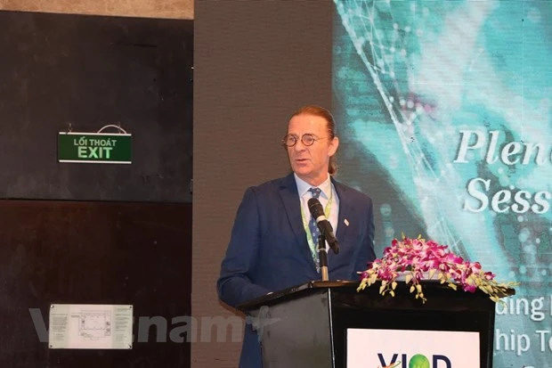 Vietnam successfully develops stock market: Dragon Capital Chairman