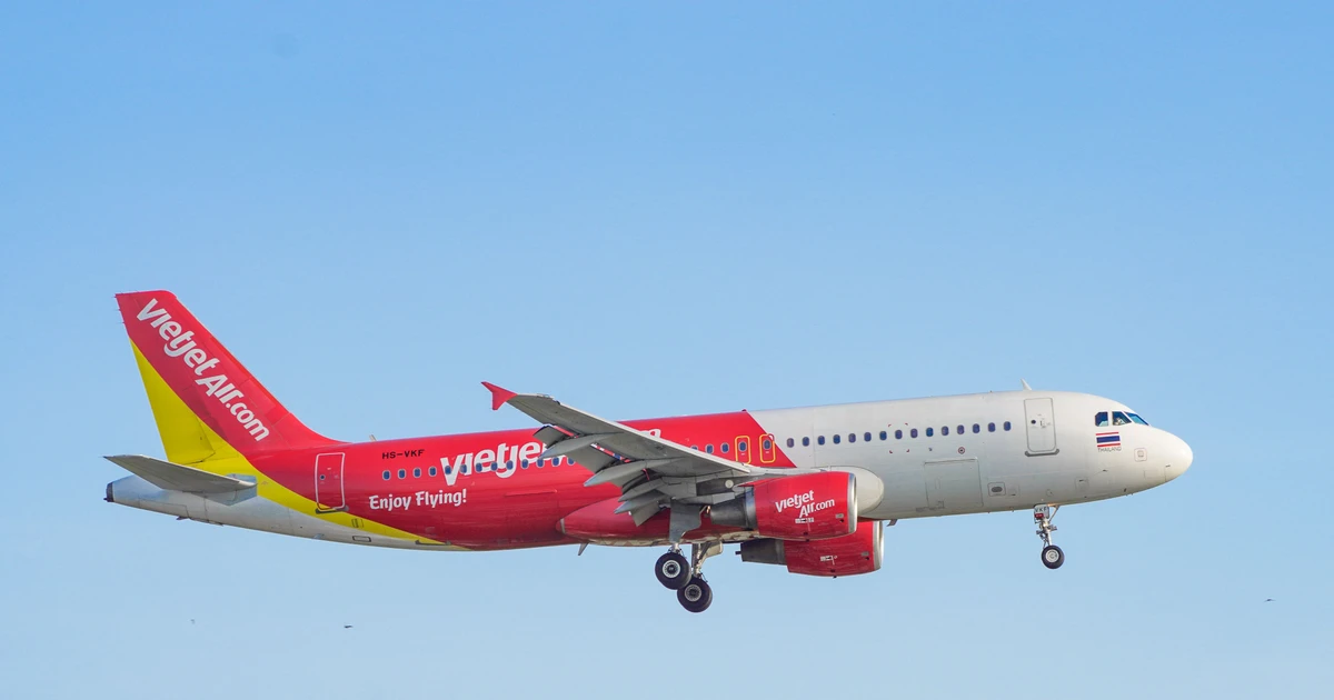“Fly now - Pay later” with Vietjet