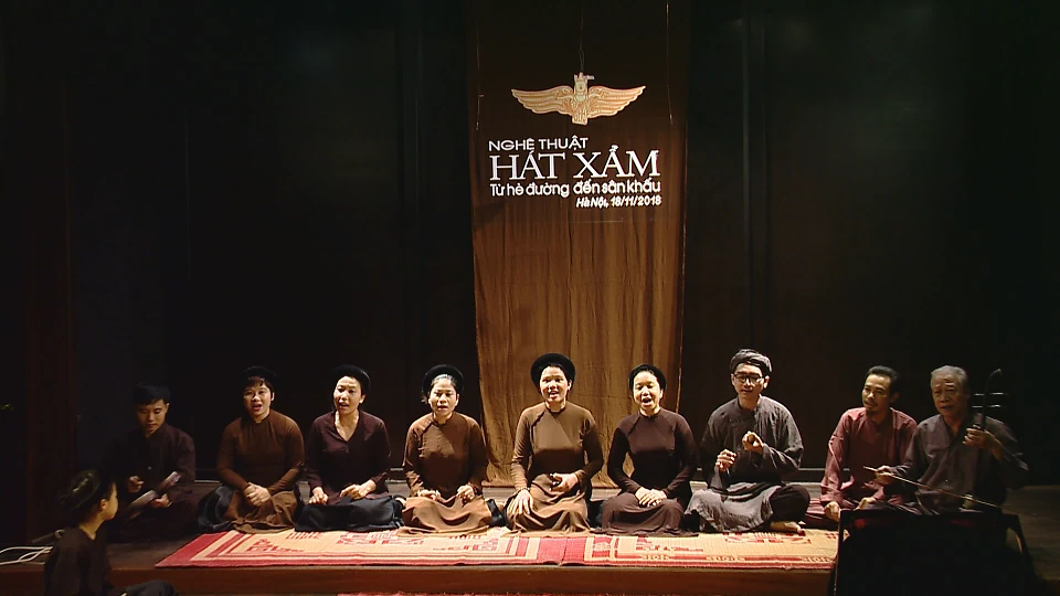 Xam singing performance marks Cultural Day | Vietnam+ (VietnamPlus)