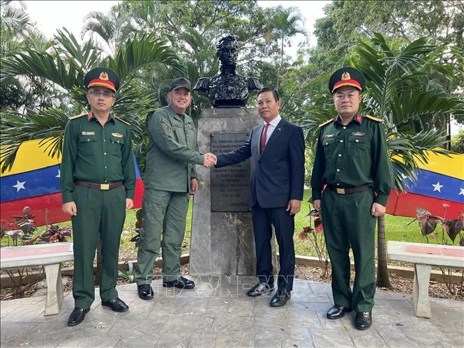 Vietnamese Ambassador to Venezuela visits national higher security ...