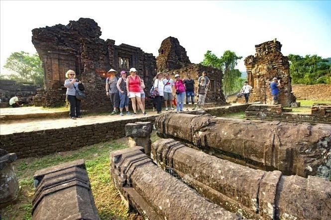 Innovated services help attract tourists to My Son world cultural heritage | Vietnam+ (VietnamPlus)