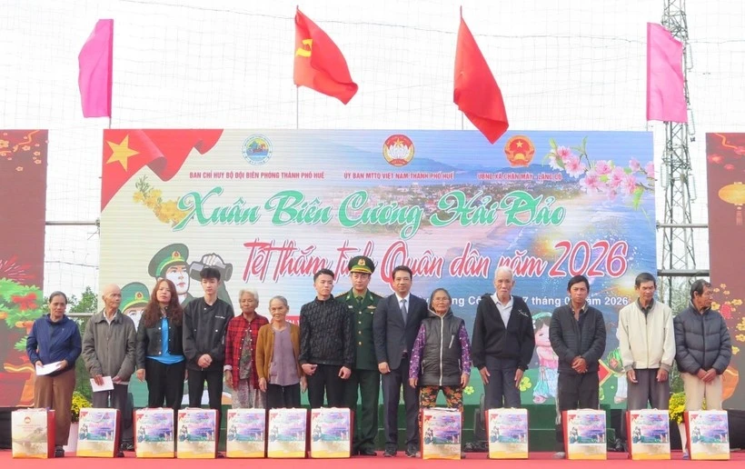 “Spring on the Border and Islands” Brings Tet Joy to Hue Border Areas ...