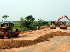 Vietnam aims for sustainable rural road maintenance | Vietnam+ ...