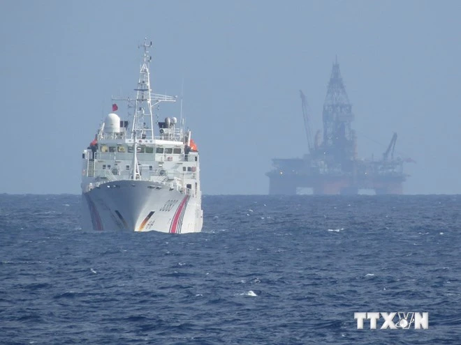 China’s oil rig moving to Hainan: Coast Guard command | Vietnam+ ...