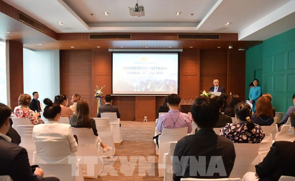 National flag carrier promotes Vietnam's tourism in Thailand | Vietnam+ ... National flag carrier promotes Vietnam's tourism in Thailand | Vietnam+ ...