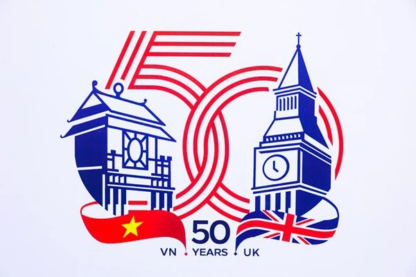 Logo unveiled to mark 50th anniversary of UK-Vietnam diplomatic ties ...