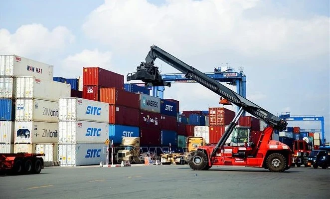 Vietnam enjoys 10.6 billion USD trade surplus in 11 months | Vietnam+ ...