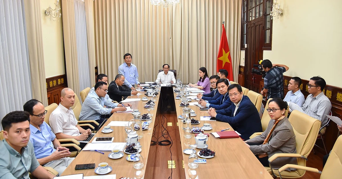 Vietnam's overseas representative agencies to step up economic ...