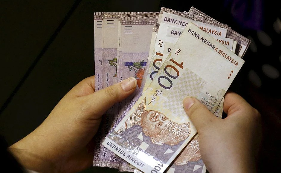 Malaysia’s ringgit marks new all-time low | Vietnam+ (VietnamPlus)