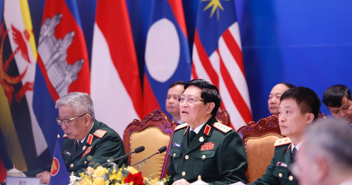 ASEAN defence ministers gather at 14th meeting | Vietnam+ (VietnamPlus)