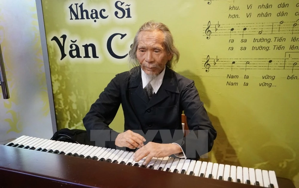 First wax statue museum of celebrities opens in HCM City | Vietnam+ ...