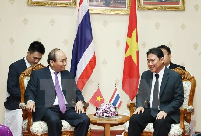 Vietnamese PM works with Governor of Nakhon Pathom | Vietnam+ (VietnamPlus)