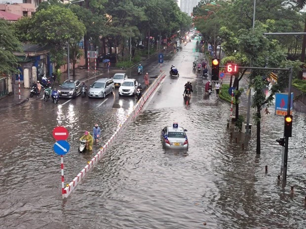 Urban flooding needs concerted solutions | Vietnam+ (VietnamPlus)
