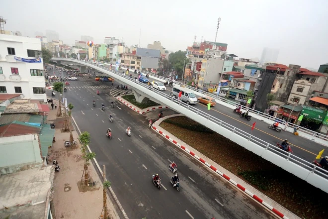 O Dong Mac – Nguyen Khoai flyover opens to traffic | Vietnam+ (VietnamPlus)