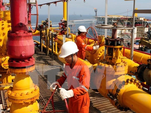 Cuu Long JOC oil production likely to hit 400 million barrels this year ...