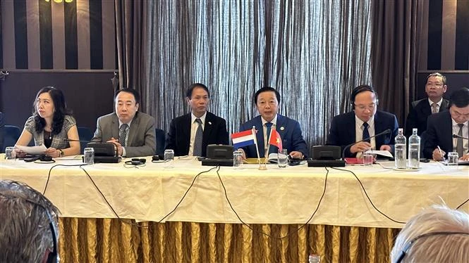 Vietnam, Netherlands strengthen cooperation in climate change adaption ...