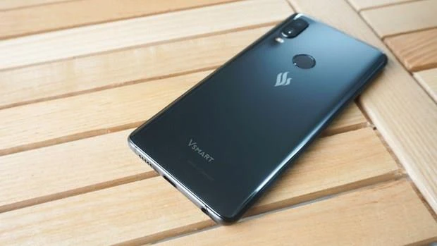 Four VinSmart phones rolled out in Russia | Vietnam+ (VietnamPlus)