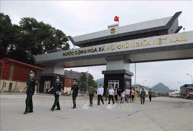 Ceremony to mark upgrade of Vietnamese - Chinese border gates into int ...