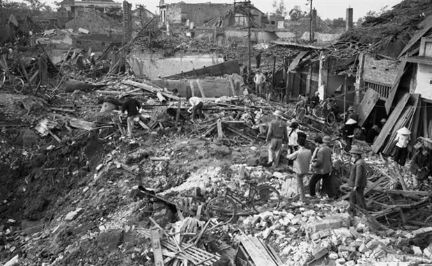 US air force’s 1972 Hanoi bombardment a mistake: US scholar | Vietnam+ ...
