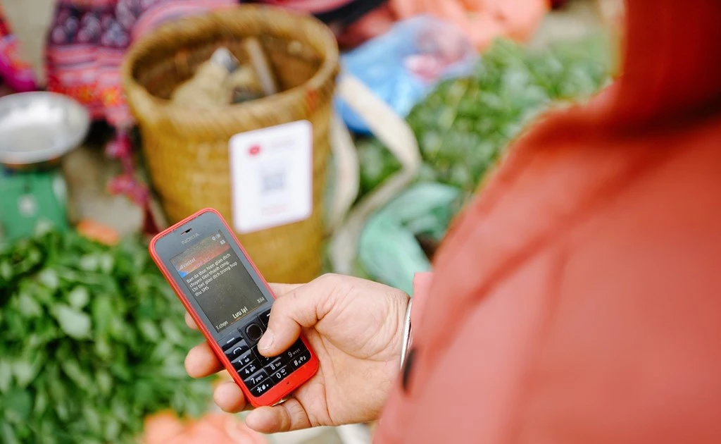 Quang Ninh pilots cashless market model | Vietnam+ (VietnamPlus)