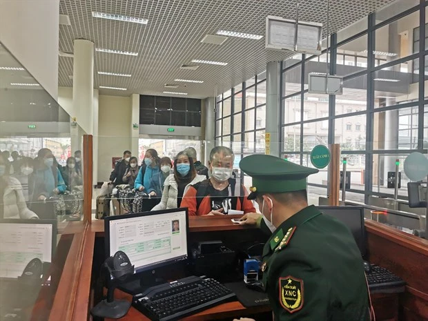 Entry-exit activities to be resumed at Bac Luan I bridge border gate on ...