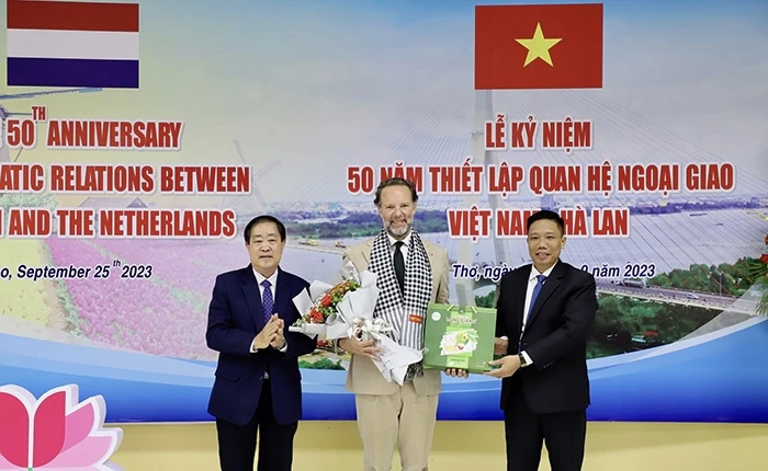 Vietnam-Netherlands diplomatic ties anniversary celebrated in Can Tho ...