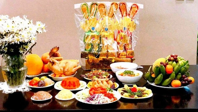 Kitchen Gods ceremony - A tradition of Tet Holiday in Vietnam ...