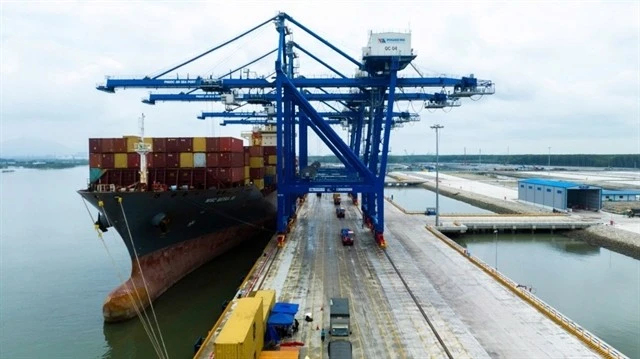 Dong Nai’s largest seaport welcomes first vessel | Vietnam+ (VietnamPlus)