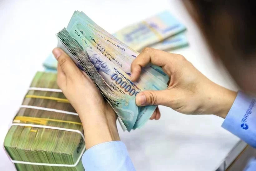 Reference exchange rate up 38 VND on April 9 | Vietnam+ (VietnamPlus)
