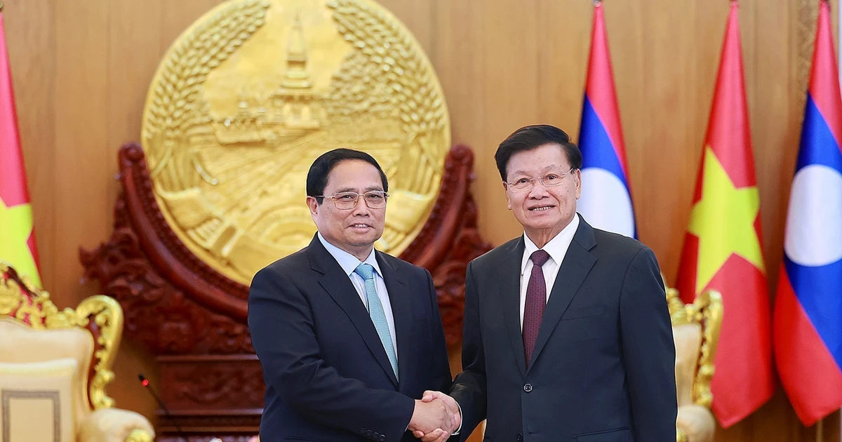 Vietnamese PM meets with top leader of Laos ahead of ASEAN Summits ...