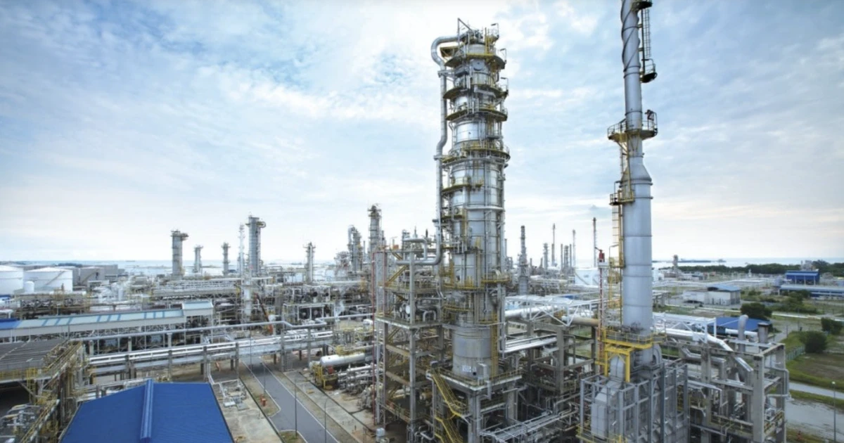 Malaysia's Petronas expands control over strategic refining ...