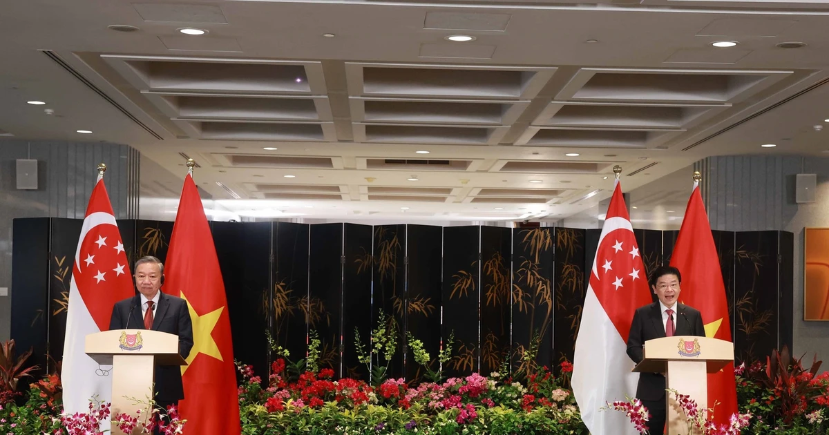 Top leader's visit expected to advance Vietnam-Singapore all-round ties