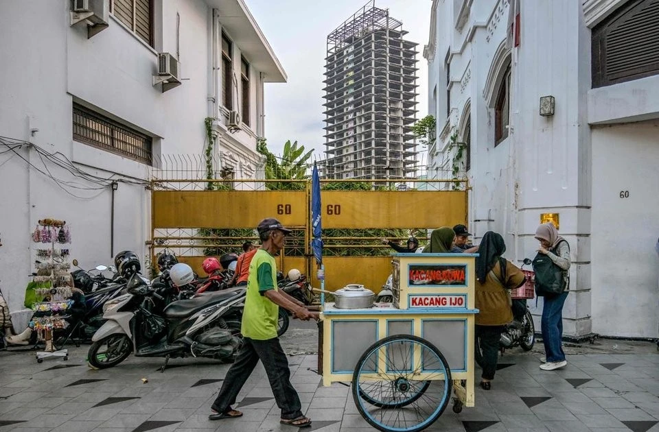 Indonesia sets goal to eliminate extreme poverty within five years