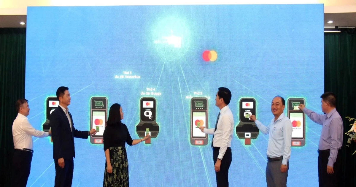 HCM City launches e-ticketing and MultiPass card for public transport